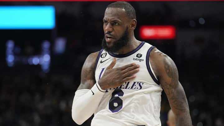 LeBron James signs his season record, Phoenix leads the West – Archyde